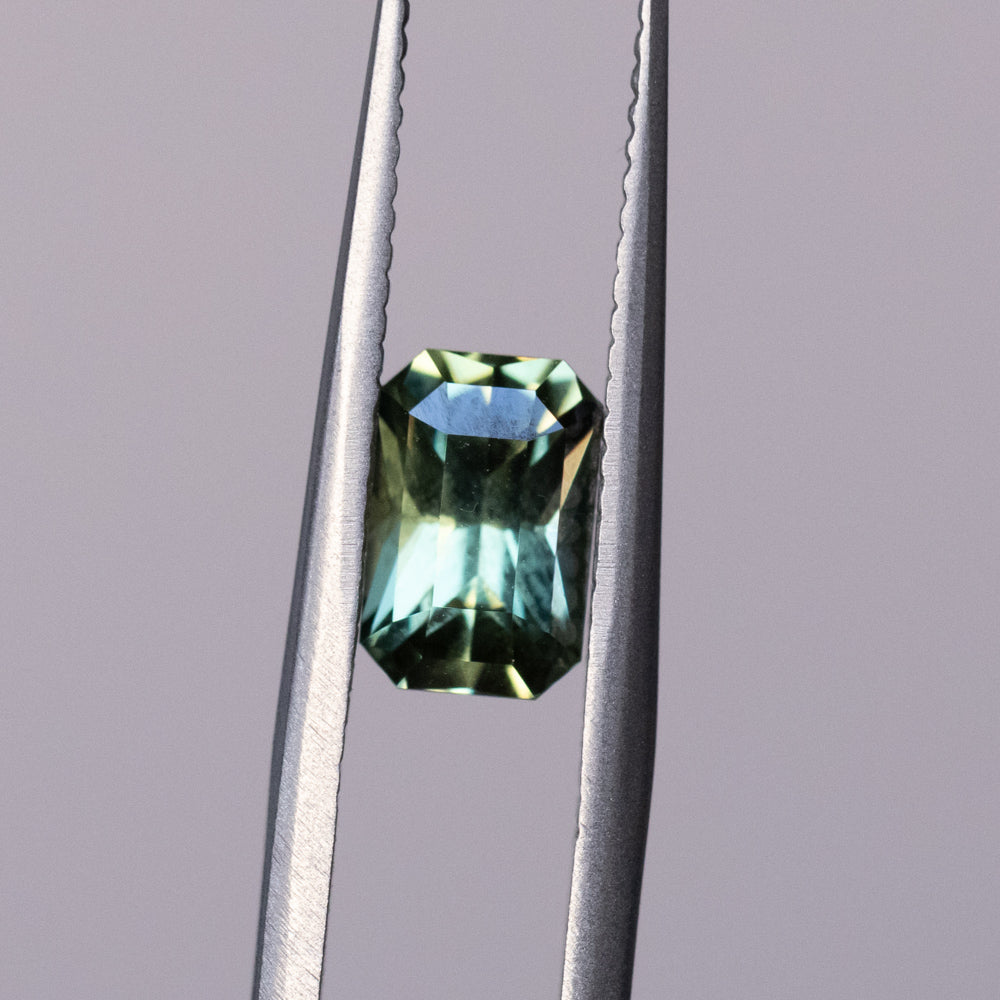 1.30CT RADIANT CUT MADAGASCAR SAPPHIRE, SPRING GREEN, 7.2X4.8MM ...