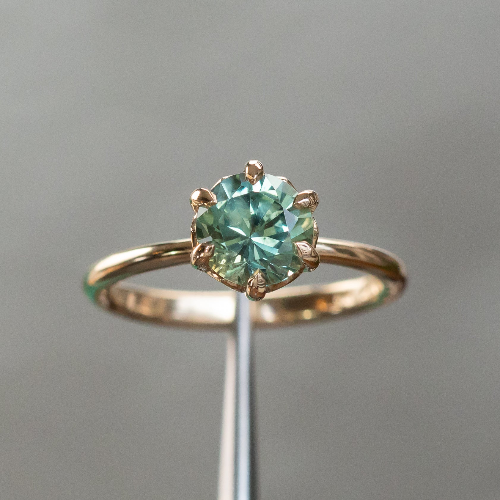 1.73ct Round Minty Montana Sapphire Lotus Six Prong Solitaire in 14k Y ...