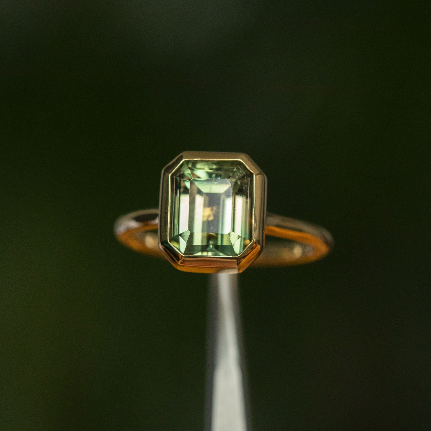 3.94ct Green Tourmaline Square Emerald Cut in 18k Yellow Gold Contempo ...